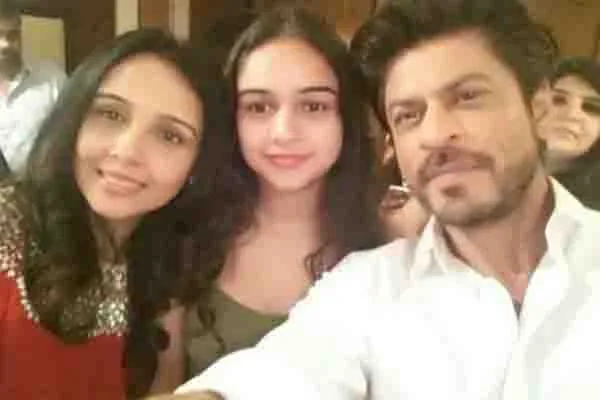 सुचित्रा कृष्णमूर्ति को को-स्टार शाहरुख के बारे में बात करना लगता है 'अजीब' - uttamhindu.com